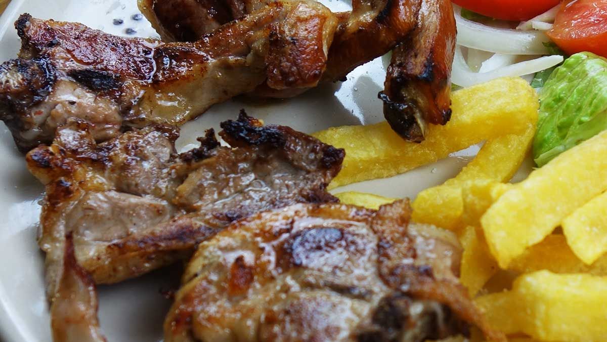 Restaurante lechazo en Mucientes | Restaurante Las Lanchas